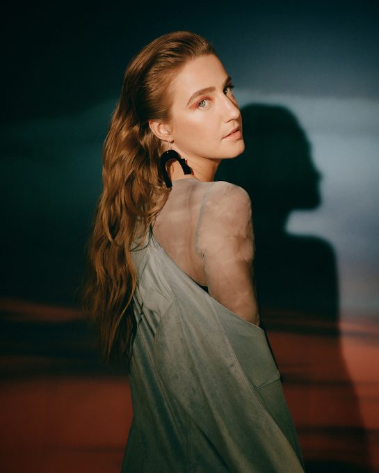 Chasing Sunsets With Ingrid Andress - Notion