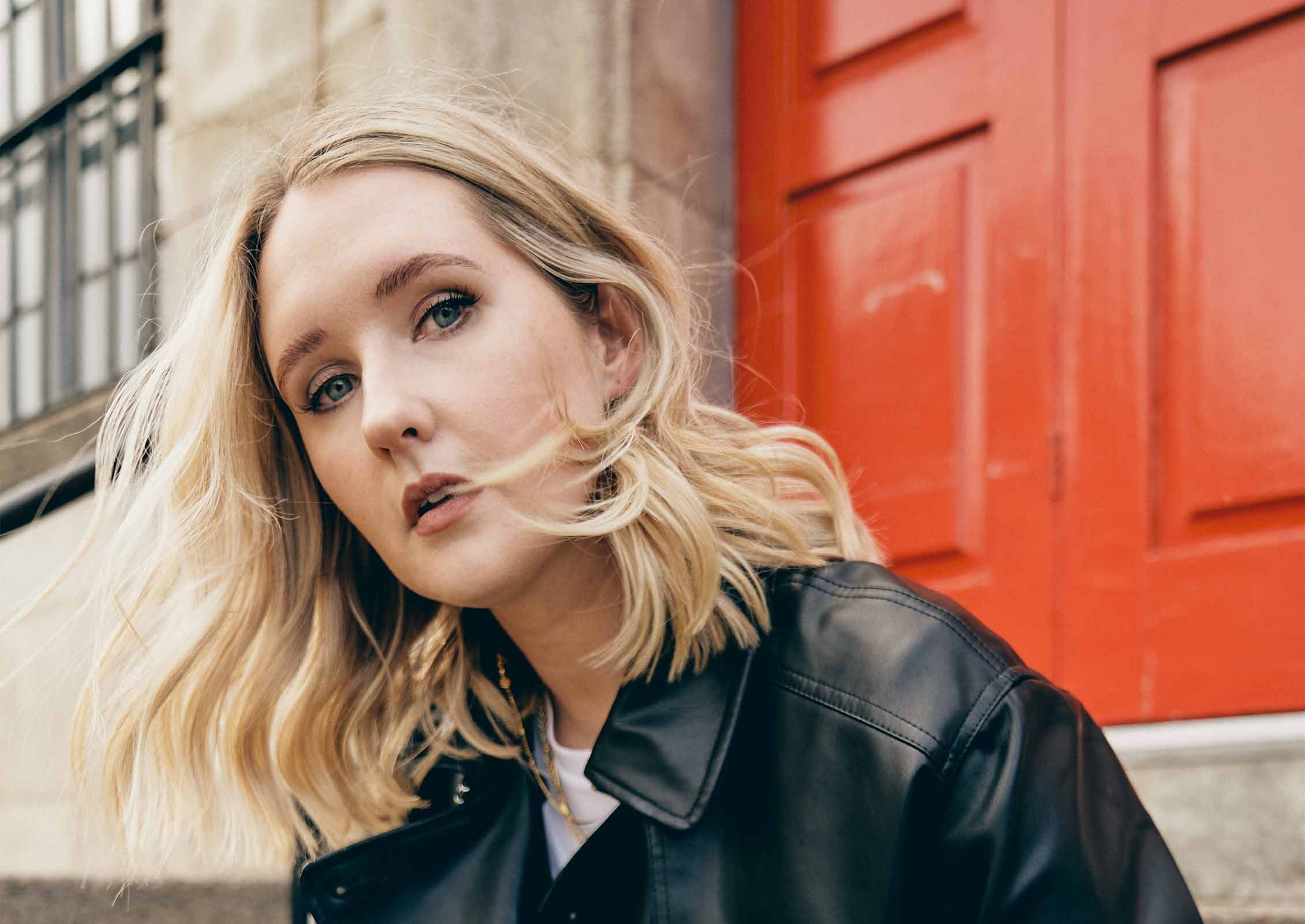 Lilla Vargen's Music is "Honest, Hopeful, Real” - Notion