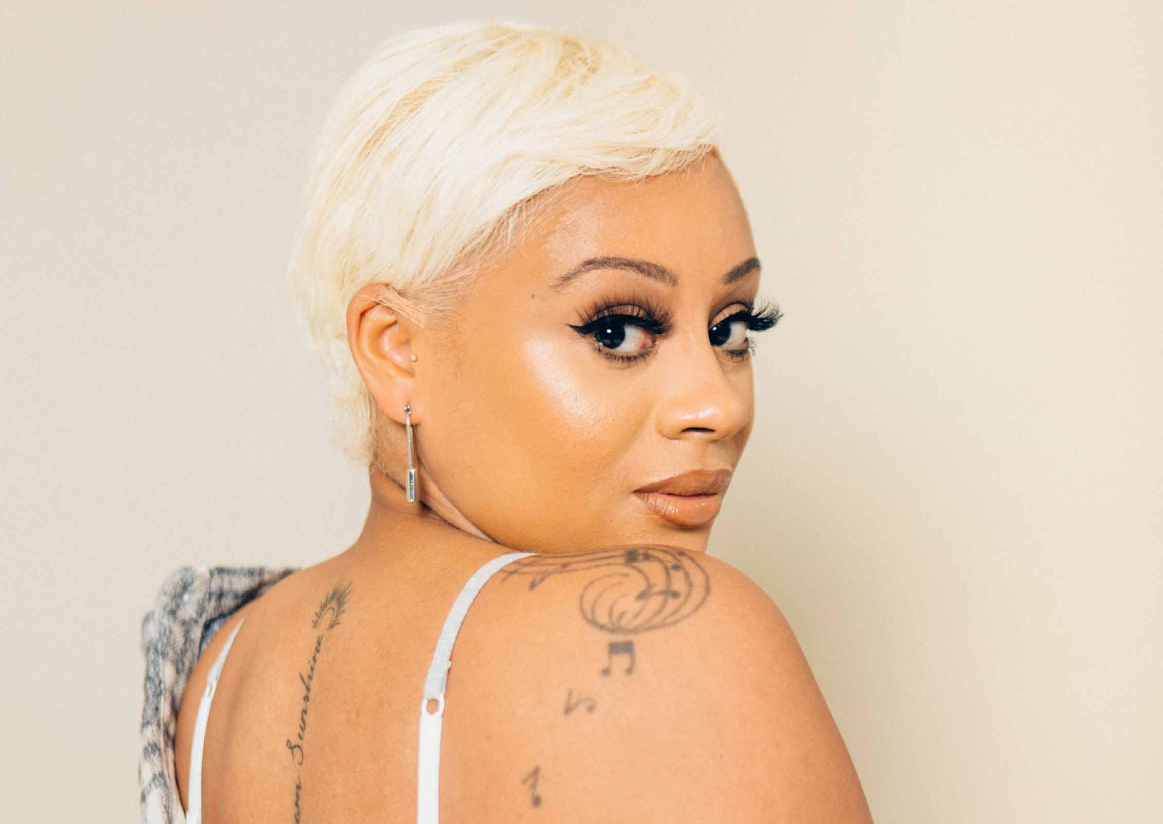 Rebecca Garton’s Fulfilling and Heartbreaking Musical Journey - Notion