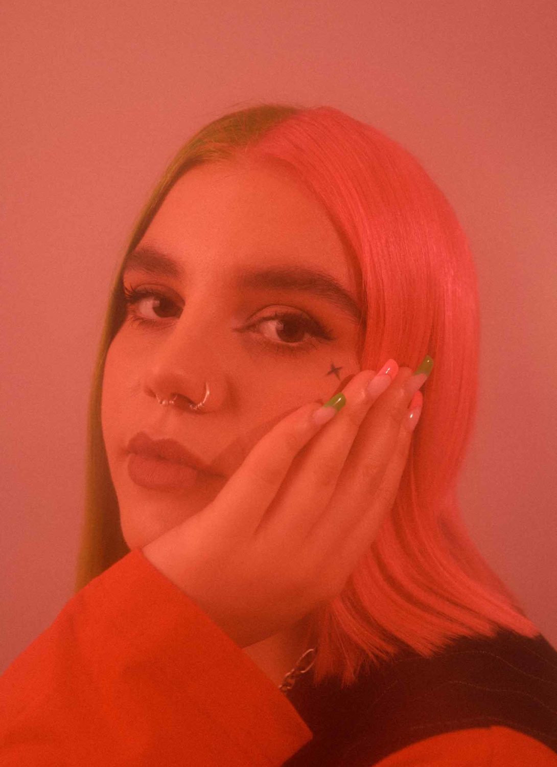 Issey Cross Introduces Us To Her Eclectic New Sound - Notion