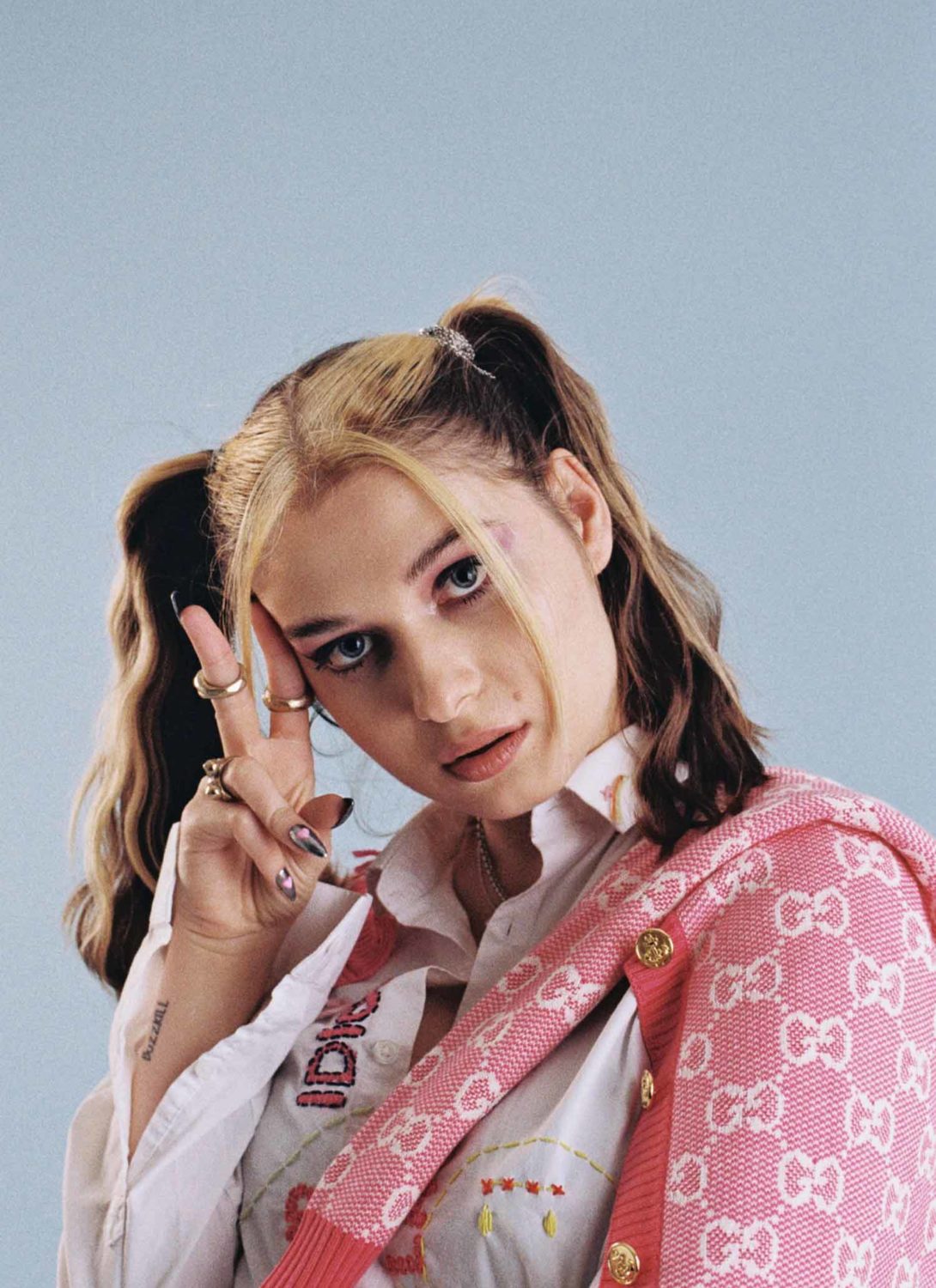 Baby Queen: The Next Voice of a Disillusioned Generation - Notion