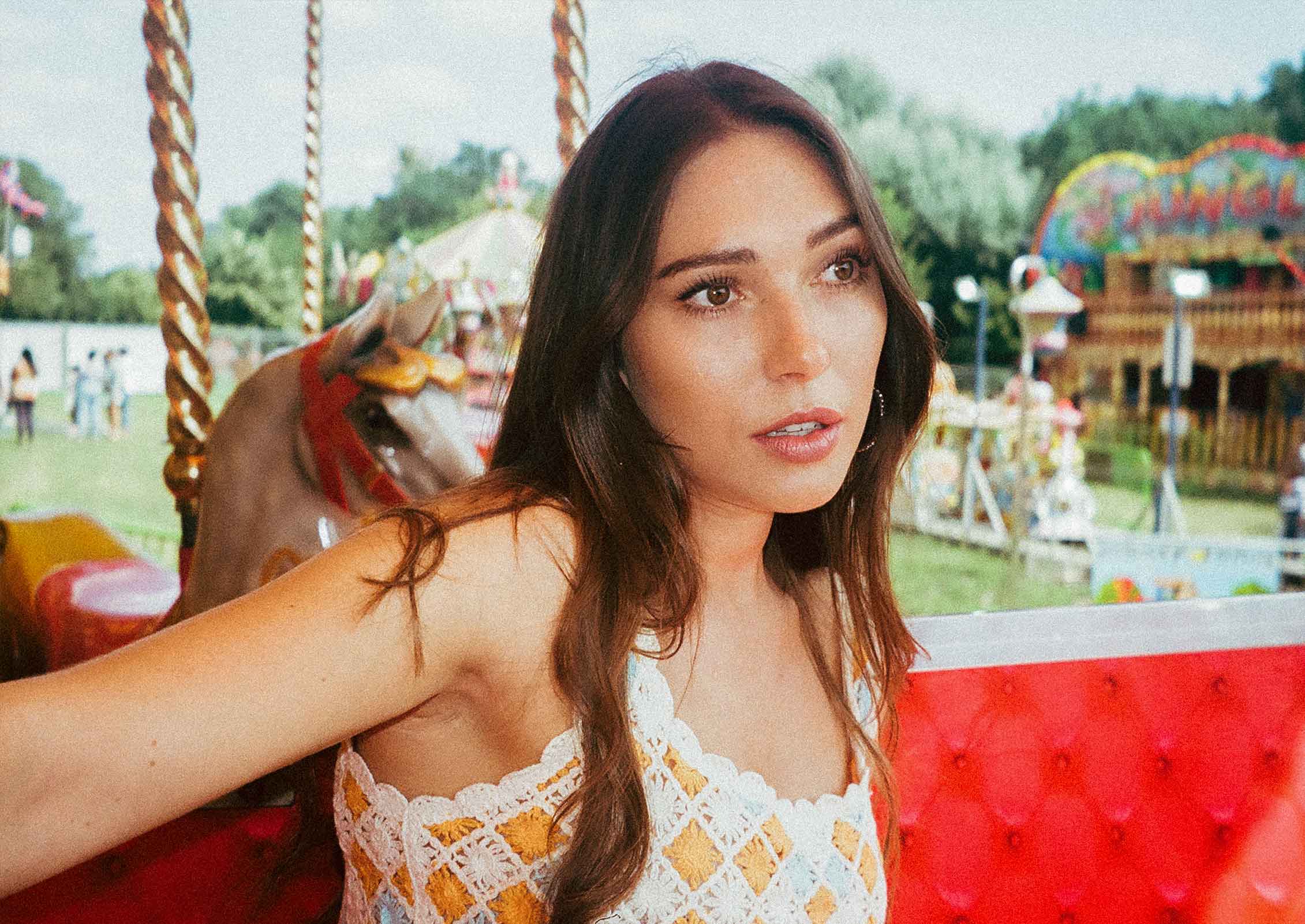 "Fairground" by Mabes - Notion