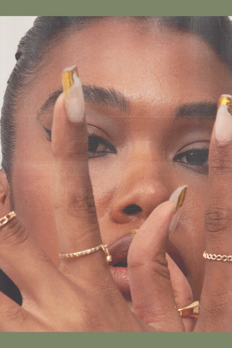 Digital Cover: Amber Mark Goes 'Three Dimensions Deep'