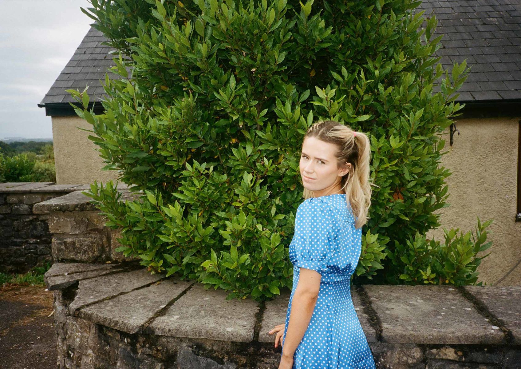 Fresh Face: Hana Lili - Notion