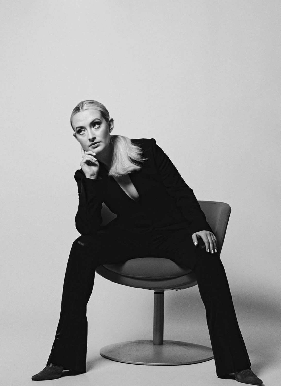 Amelia Dimoldenberg: Self-Made Quadruple Threat - Notion | Interview