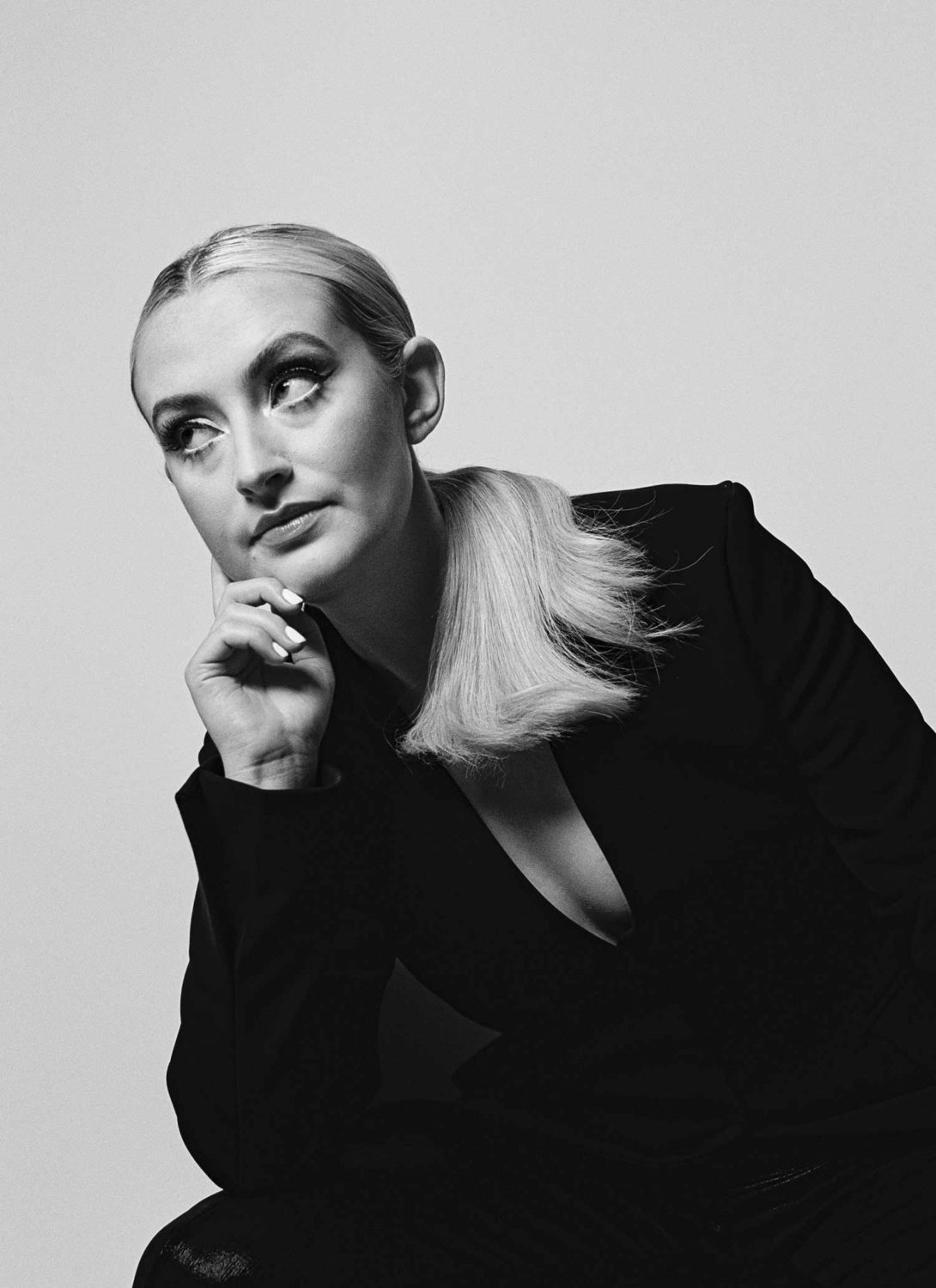 Amelia Dimoldenberg: Self-Made Quadruple Threat - Notion | Interview