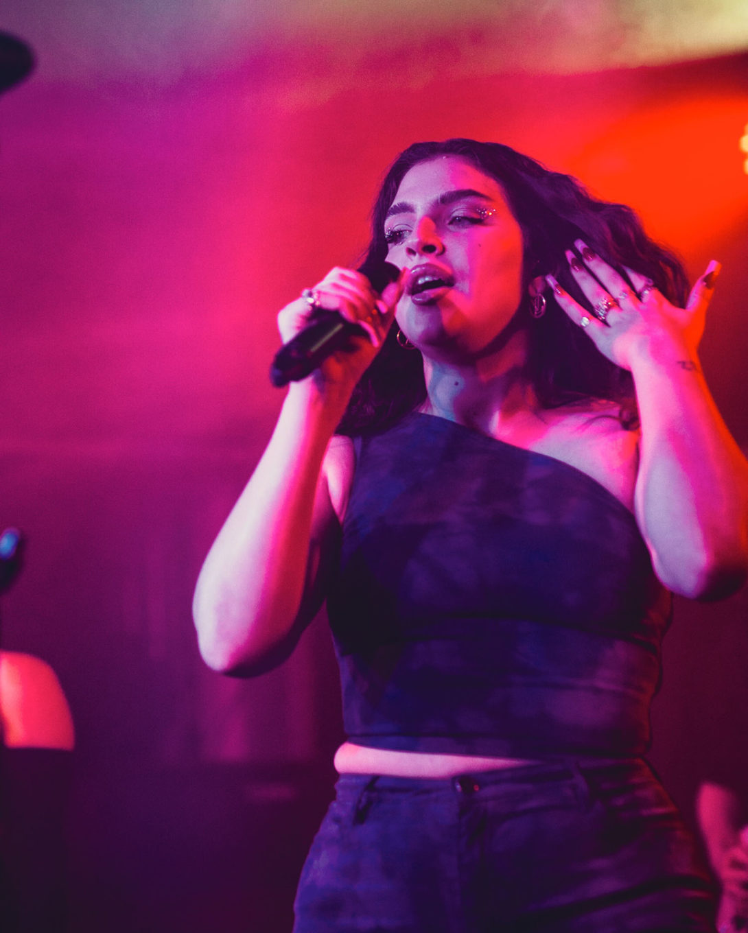 Mae Muller: Live at Manchester Club Academy - Notion