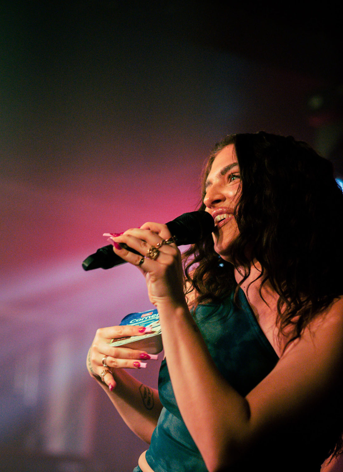 Mae Muller: Live at Manchester Club Academy - Notion