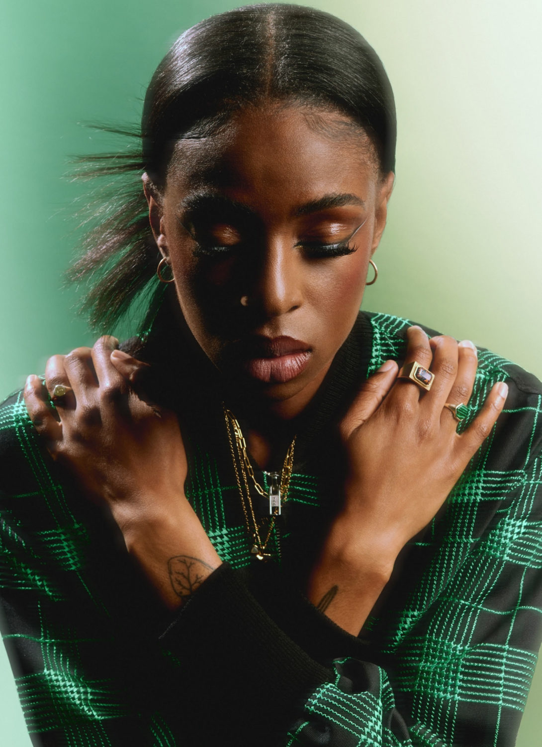 Digital Cover: Cat Burns Is the Pop Voice of the Next Generation