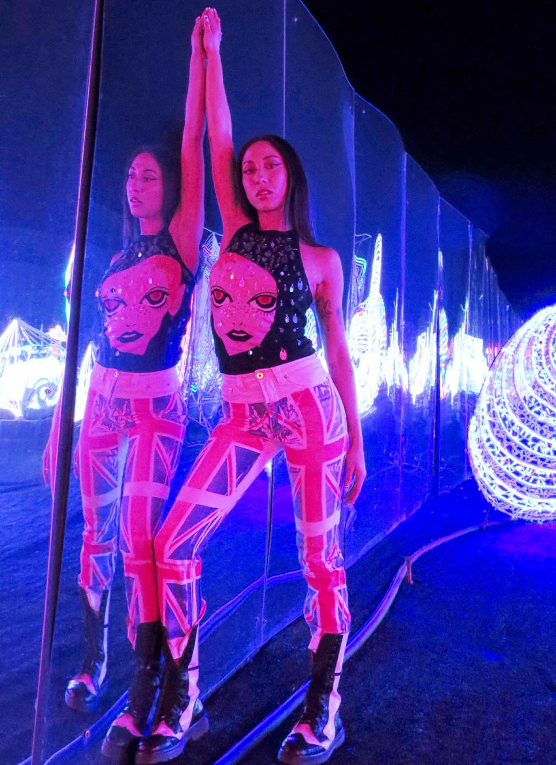 Enter the World of Isabella Lovestory - Notion