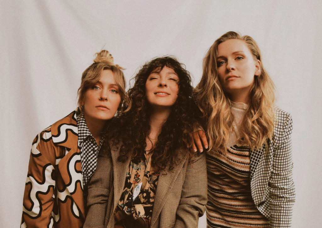 JOSEPH: Are Tuning Into Themselves | Notion Magazine