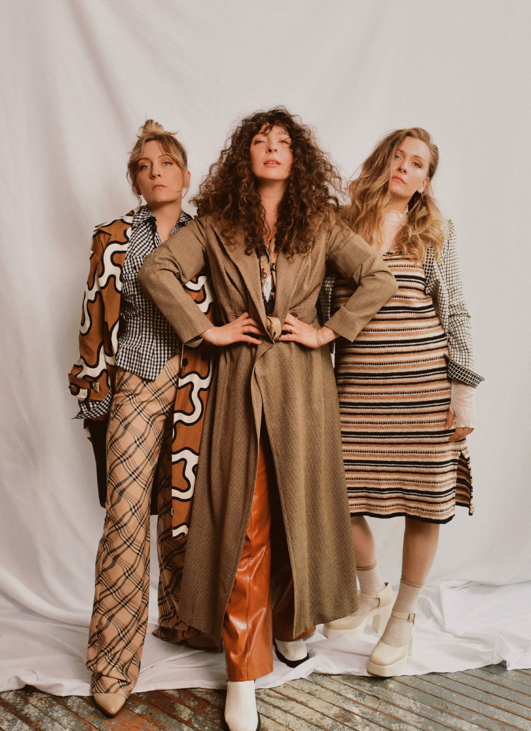 JOSEPH: Are Tuning Into Themselves | Notion Magazine