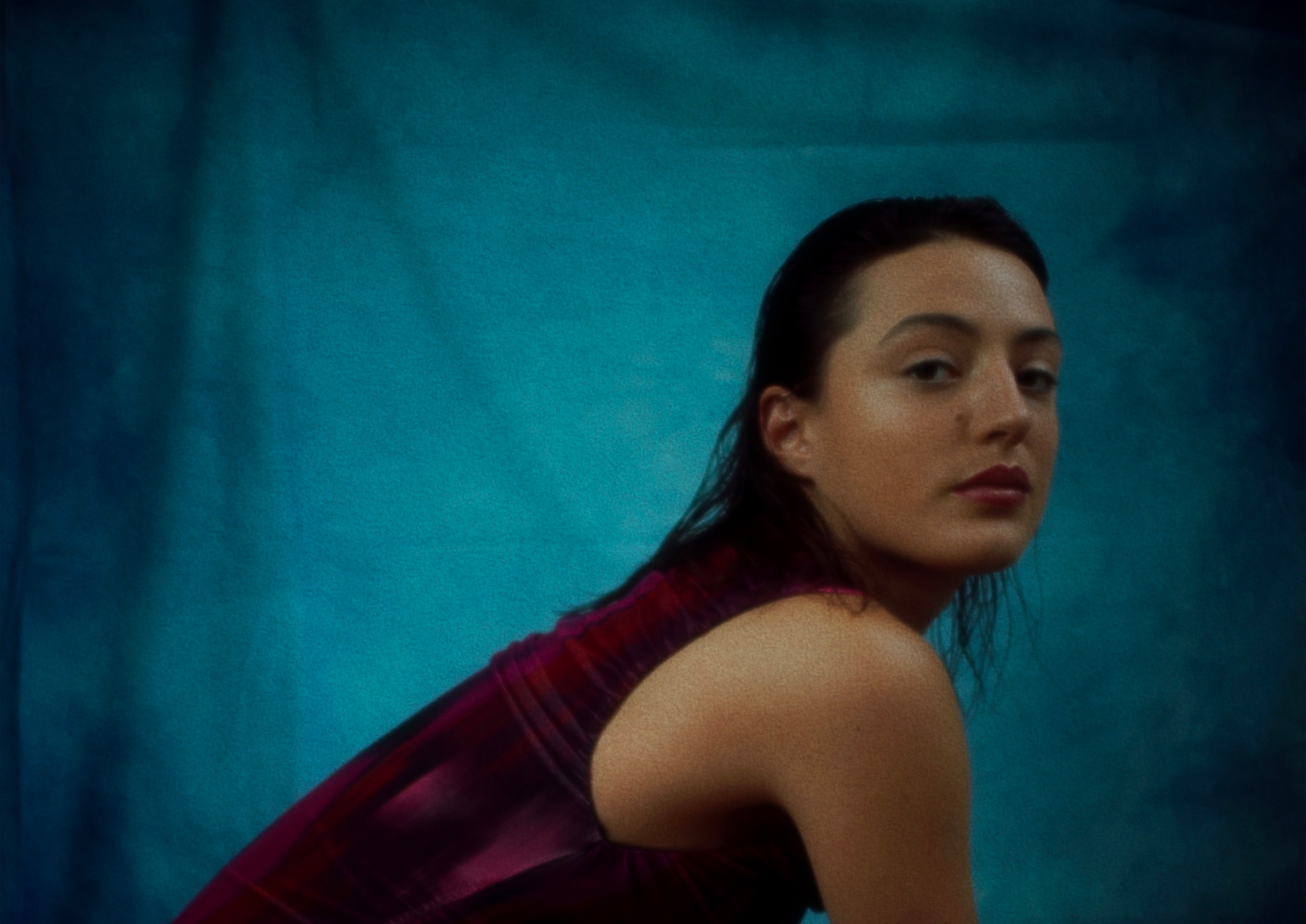 Listen to “Keep Me Afloat” by Lisabel | Notion Magazine
