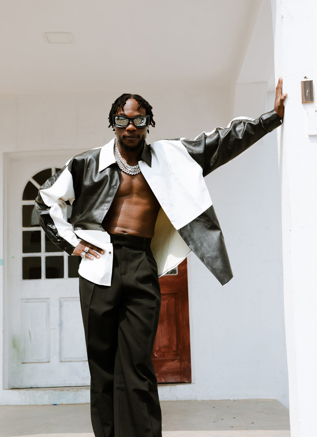 L.A.X: "My Happy Place Is The Studio" - Notion
