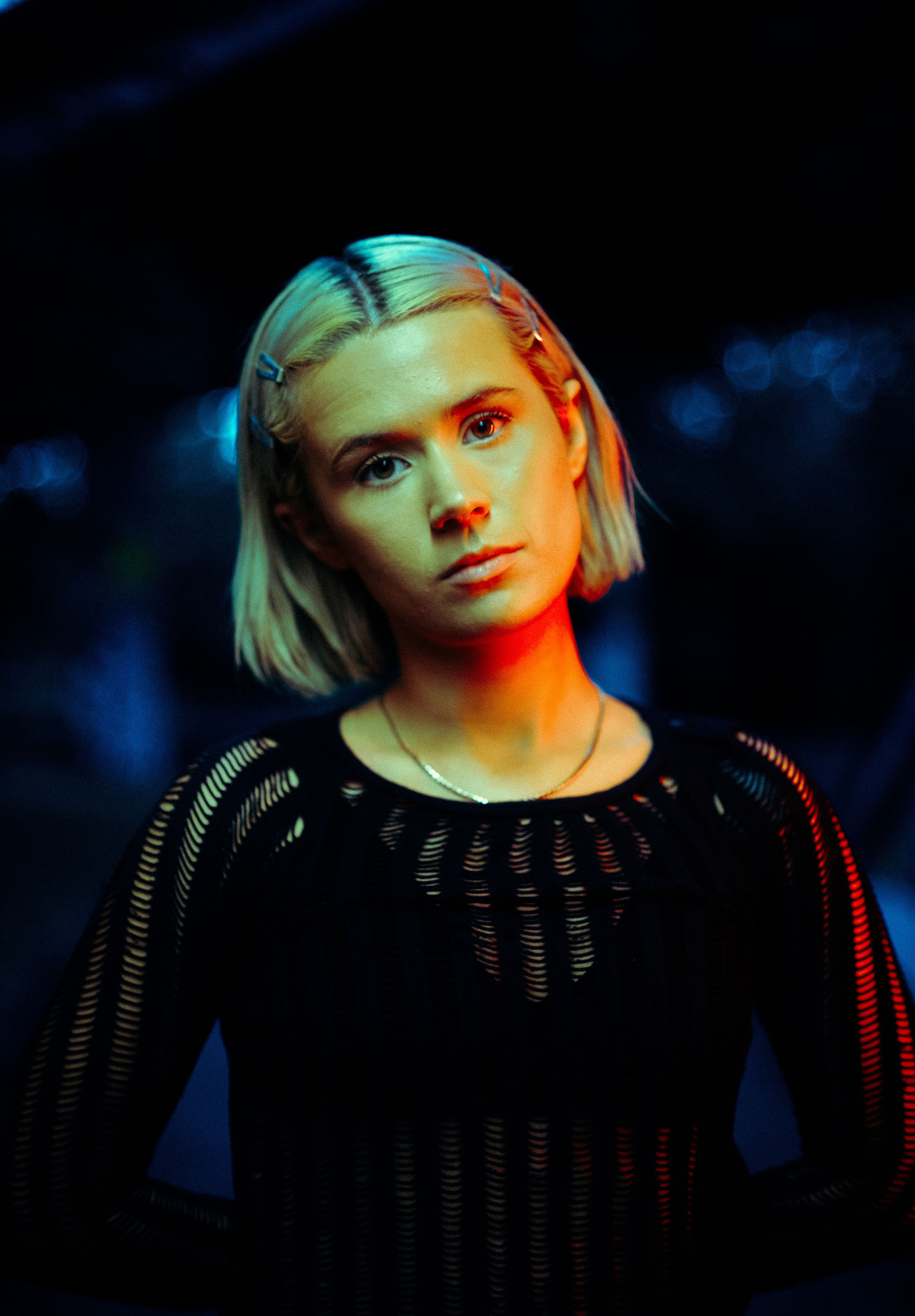 Hana Lili: "Being on Stage is My Happy Place" - Notion